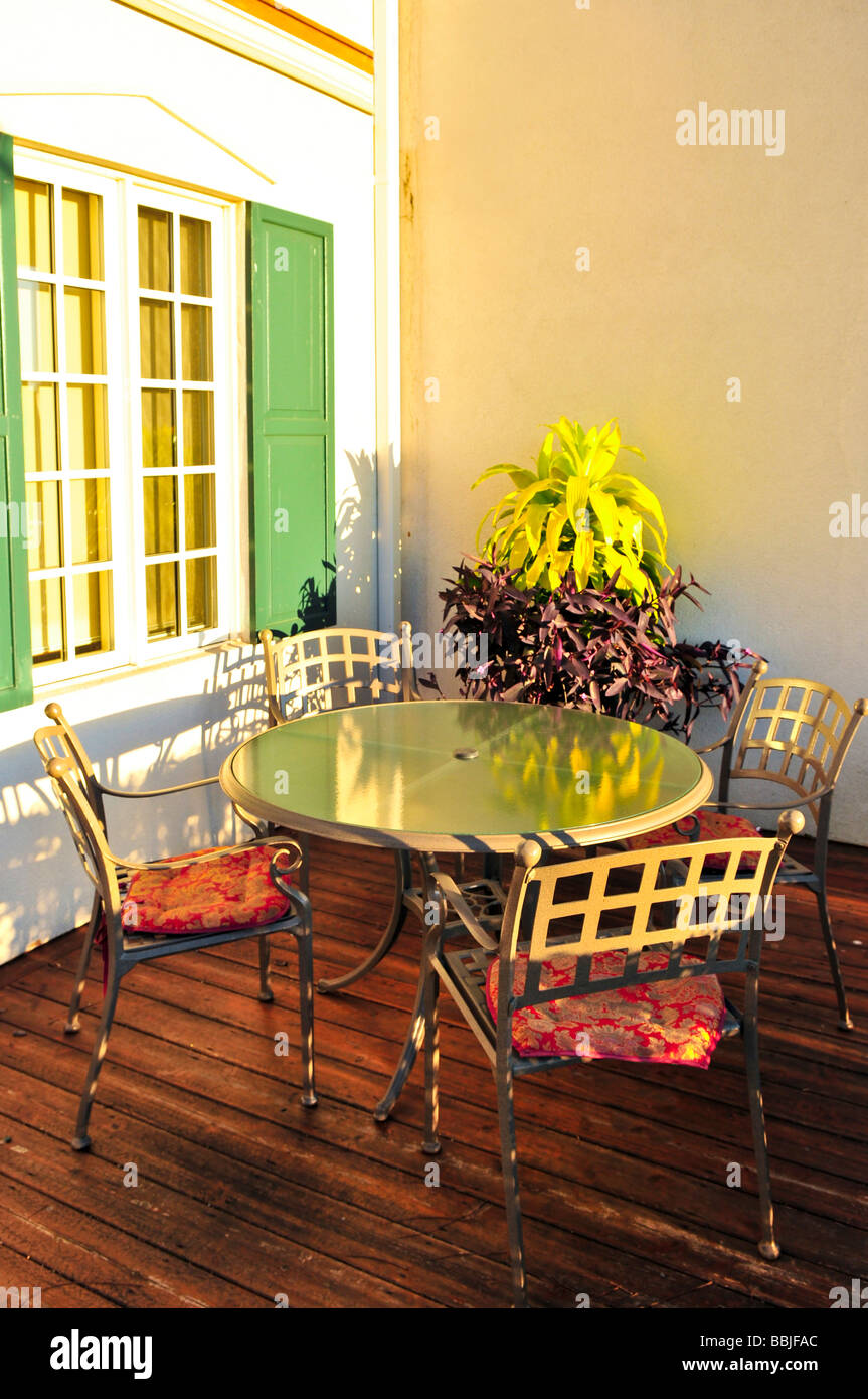 Private tables hi-res stock photography and images - Alamy