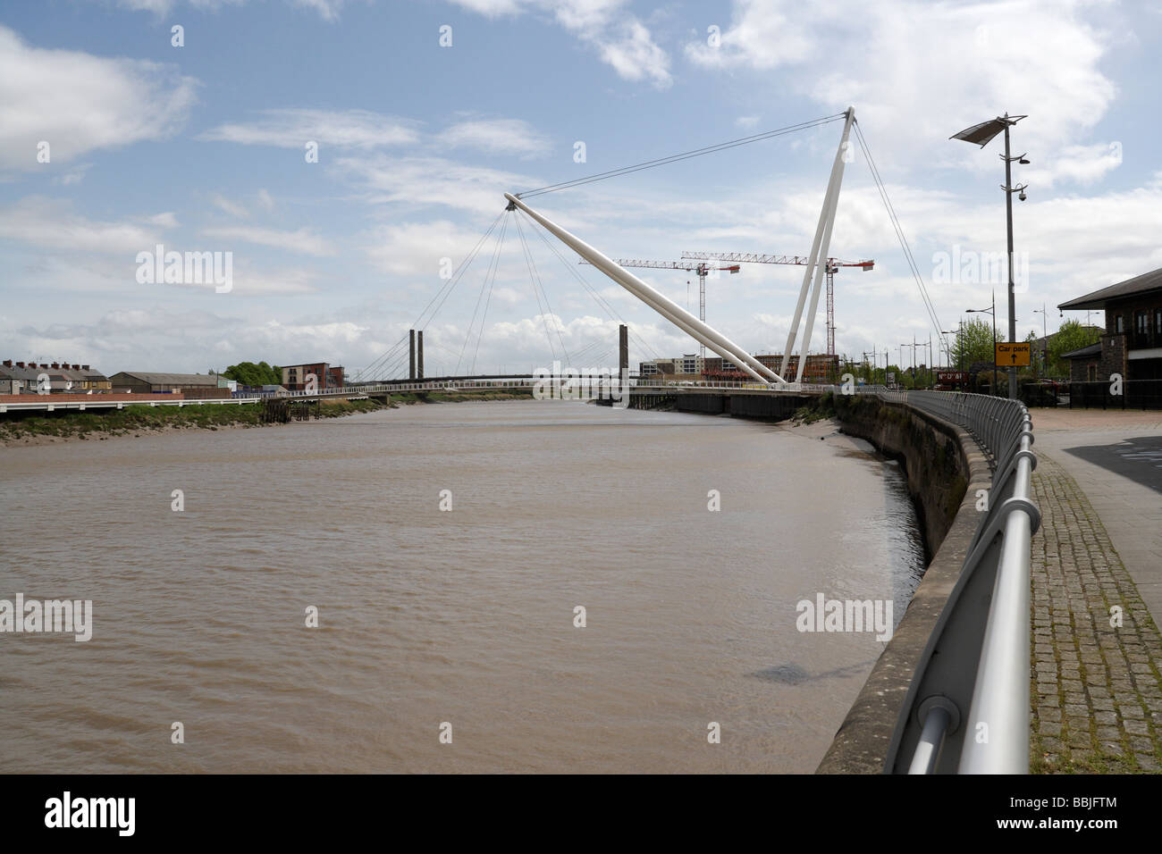 City footbridge river usk newport hi-res stock photography and images - Alamy