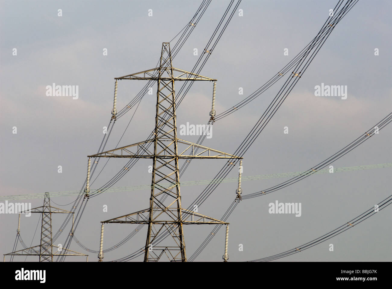 High voltage overhead electricity cables hi-res stock photography and ...