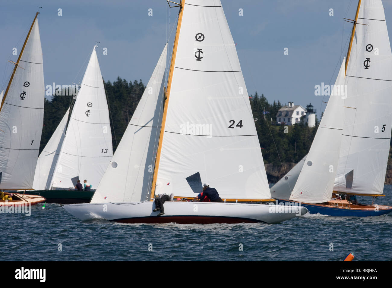 Racing yacht sailing hi-res stock photography and images - Alamy