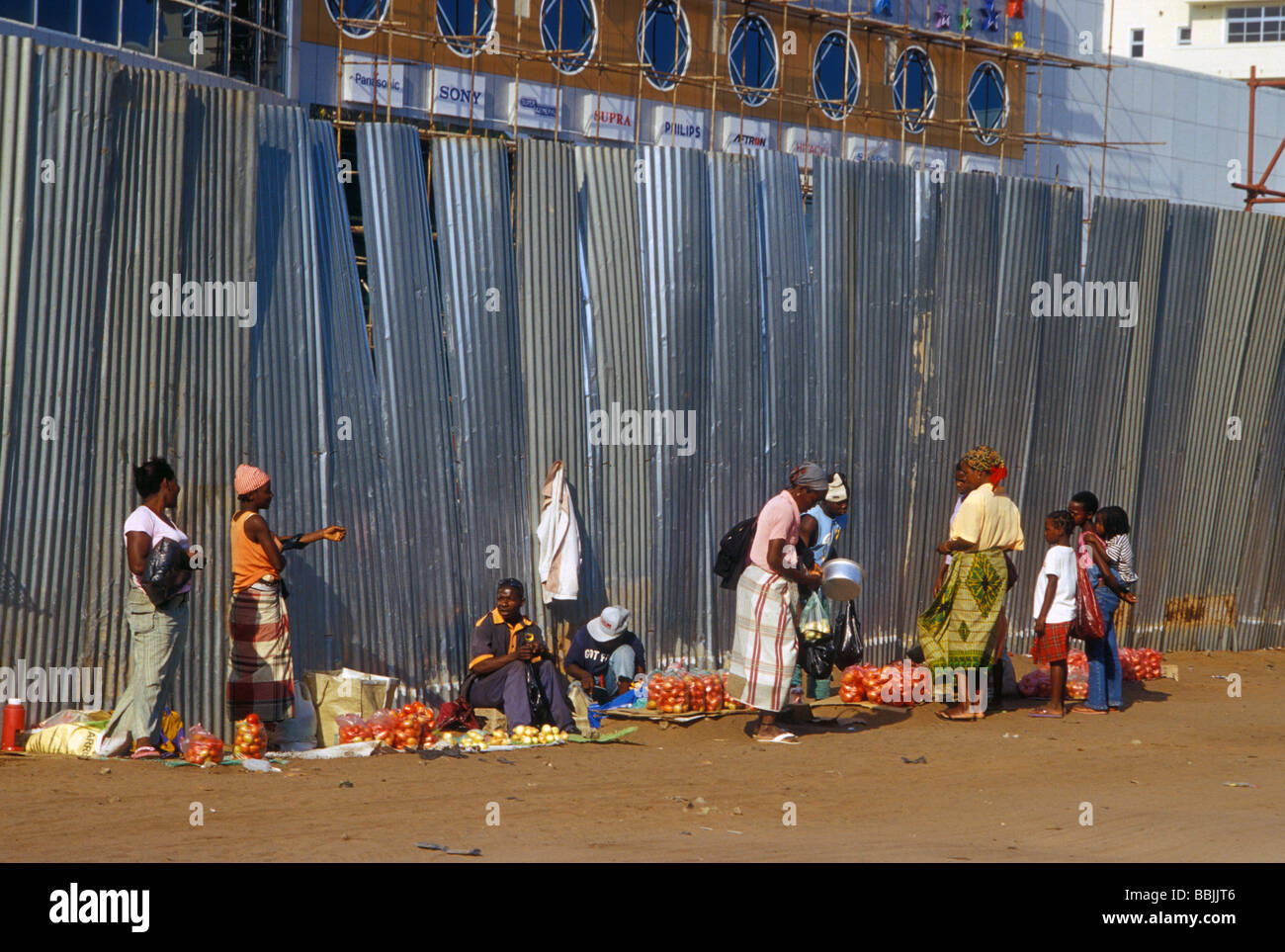 street market stalls maputo mozambique Stock Photo - Alamy