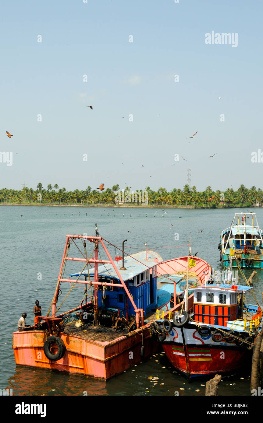 Indian fishing boat hi-res stock photography and images - Alamy