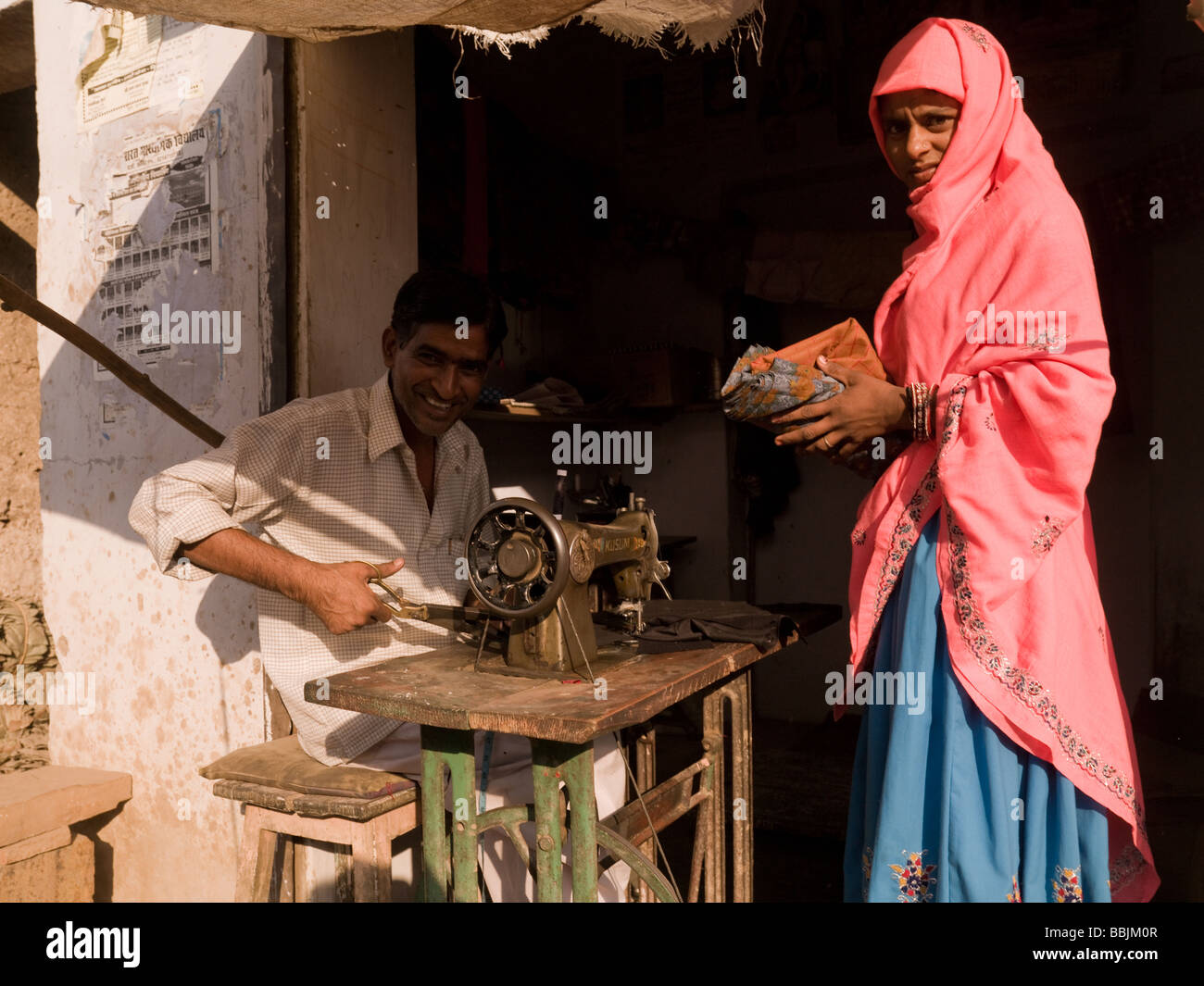 Sewing machines india hi-res stock photography and images - Alamy
