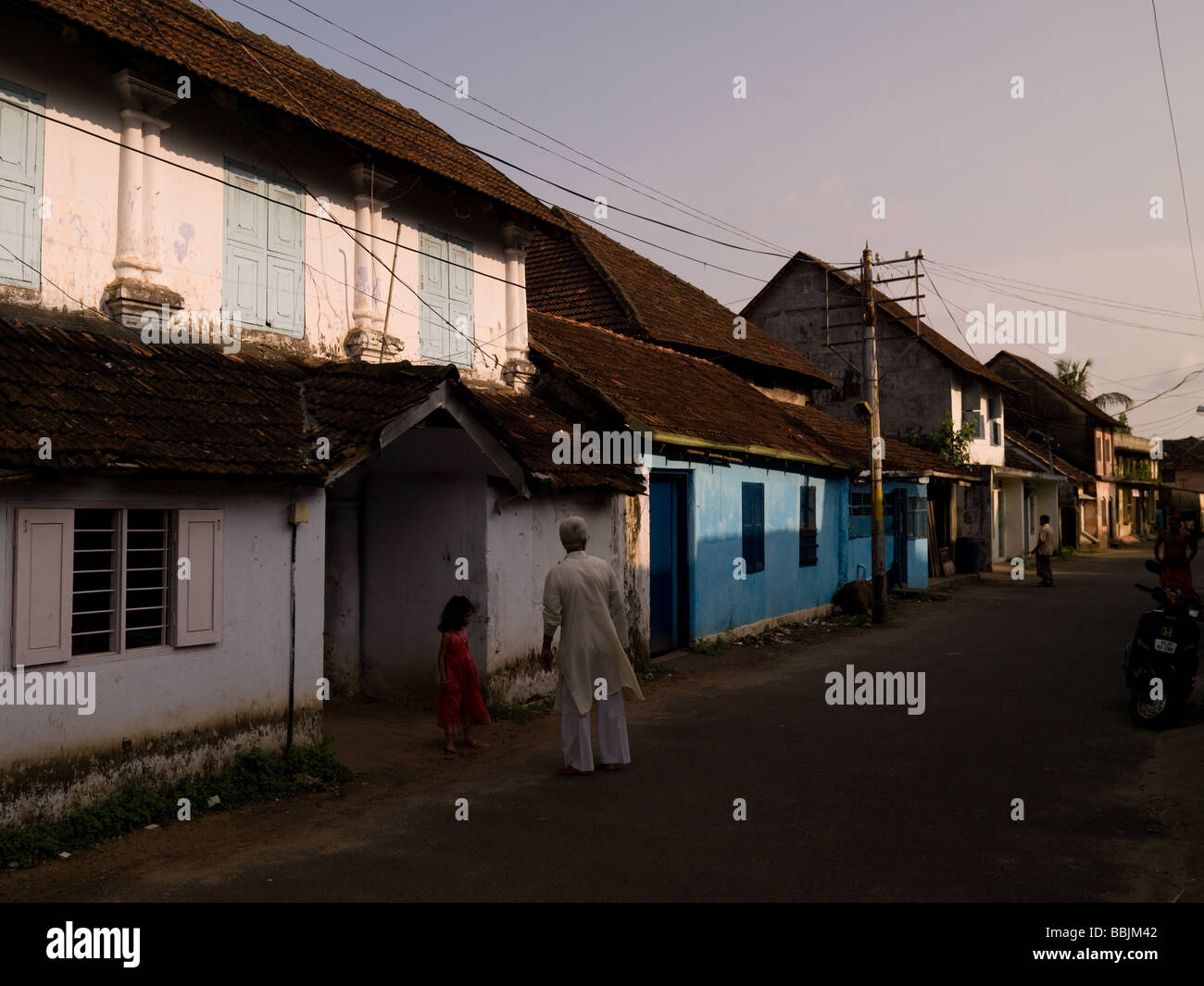 Street scene in Jewtown, Cochin, Kerala, India Stock Photo - Alamy