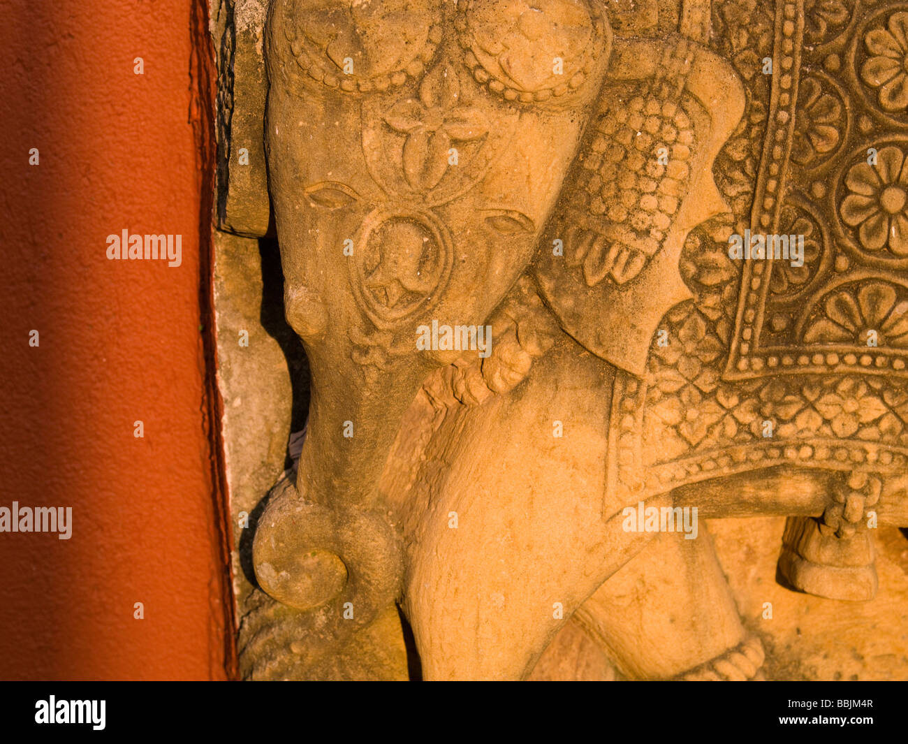 Carving on wall in Jewtown, Cochin, Kerala, India Stock Photo - Alamy