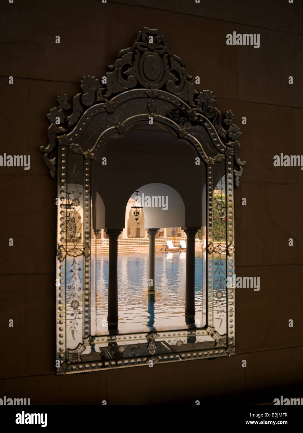 View through a window hi-res stock photography and images - Alamy