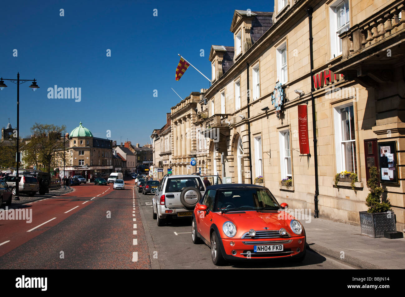 Bondgate Within, Alnwick Northumberland Stock Photo - Alamy