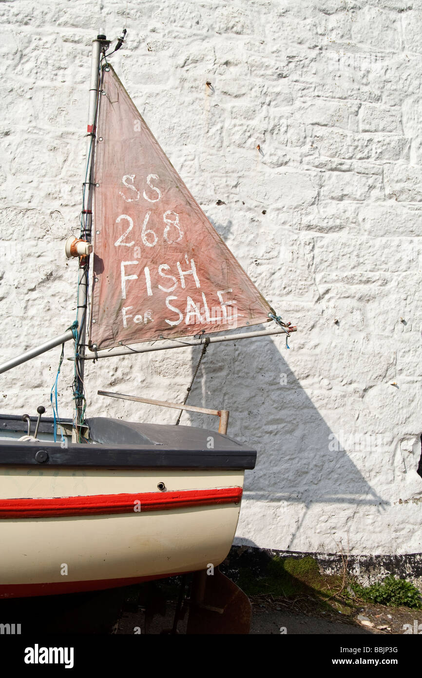 Uk fish boat hi-res stock photography and images - Alamy