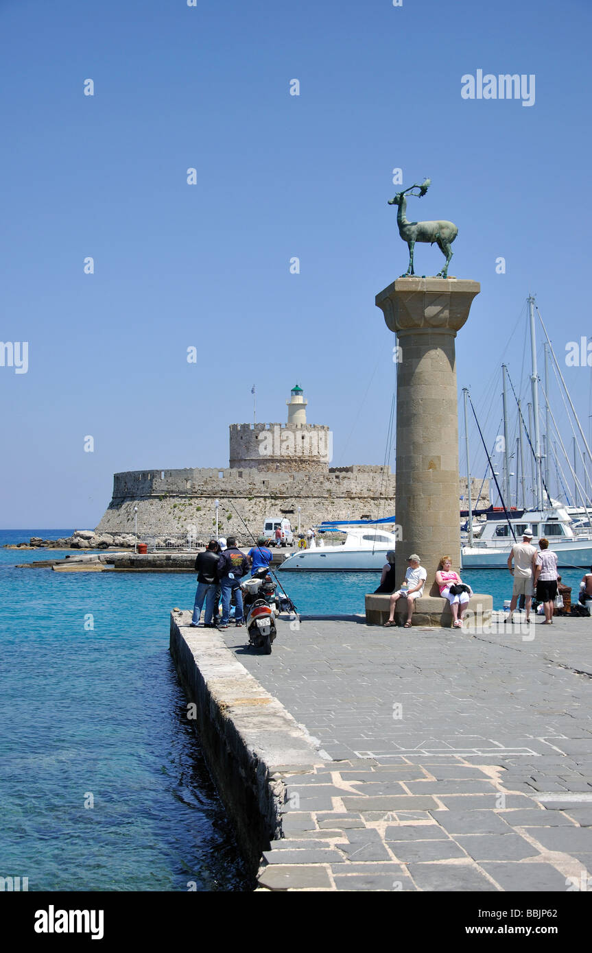Stag statue at entrance to Mandraki Harbour, City of Rhodes, Rhodes ...
