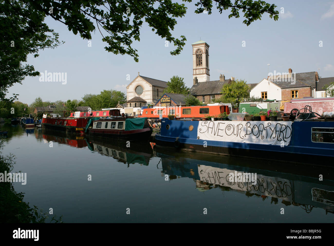 Castlemill boatyard Jericho Oxford Stock Photo - Alamy