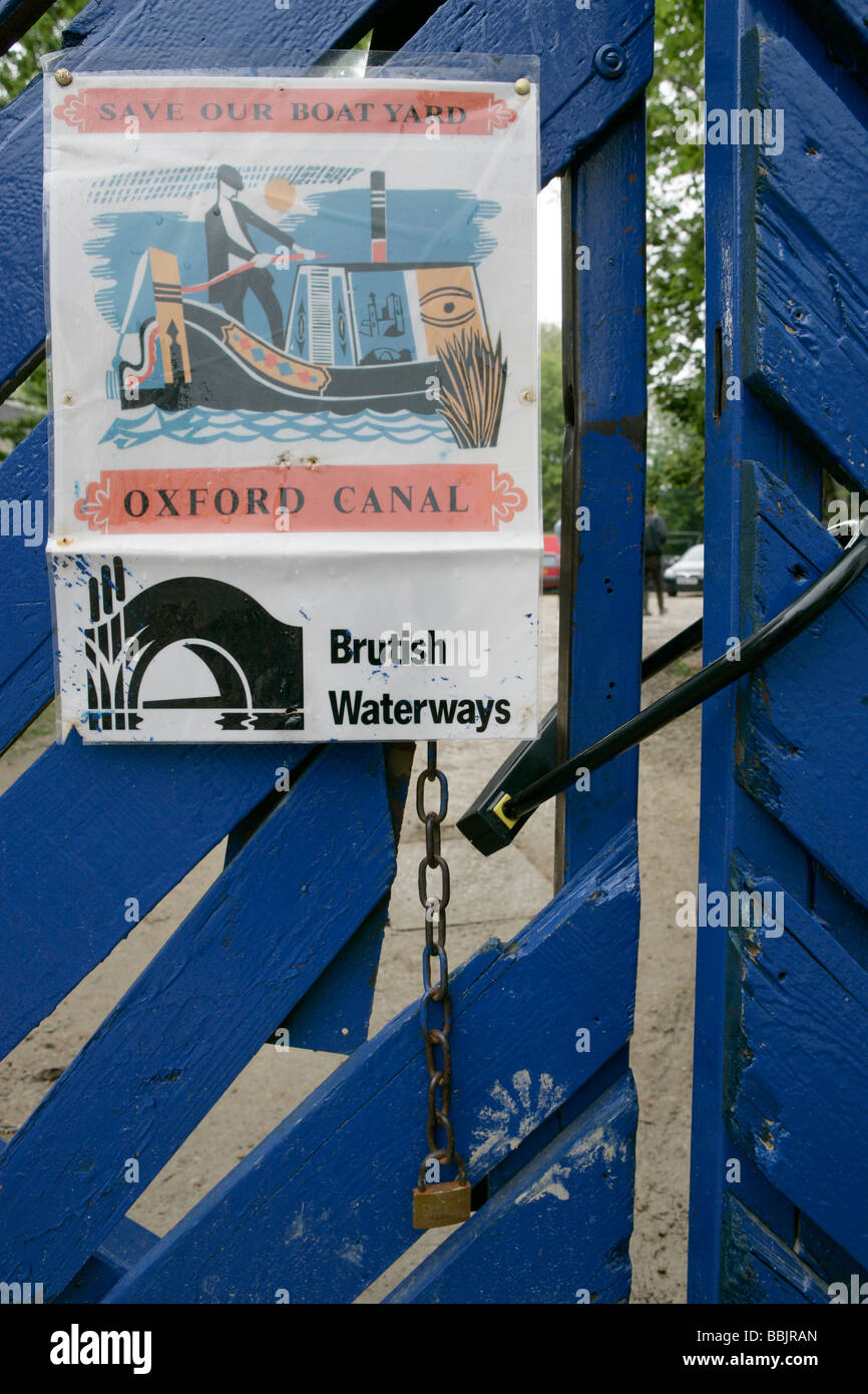 Castlemill boatyard Jericho Oxford Stock Photo - Alamy