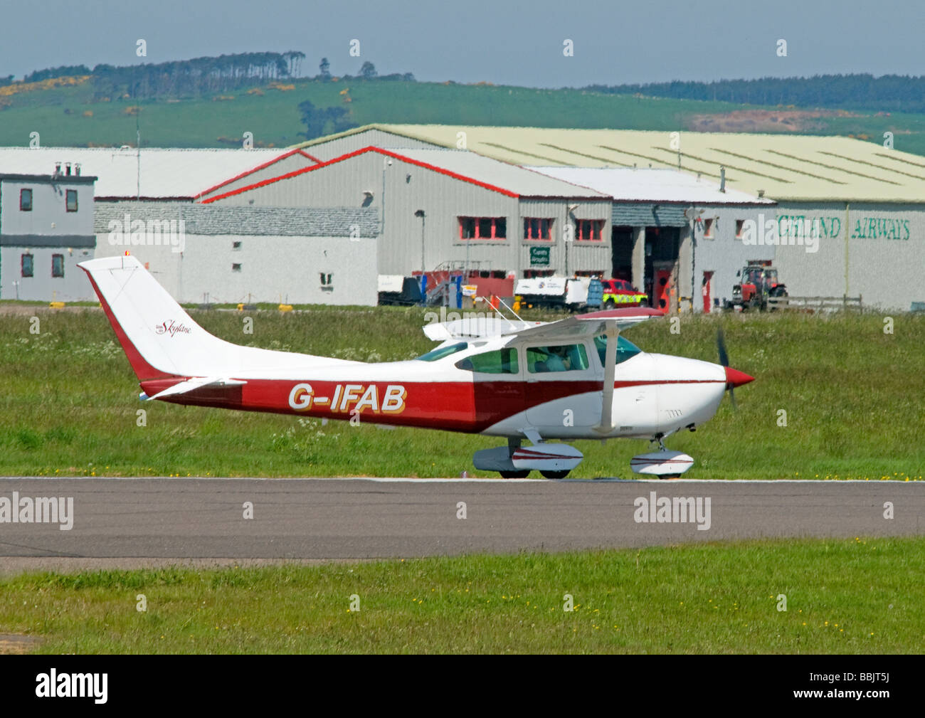Cessna F 182Q Skyplane Light Private Aircraft departing Inverness ...