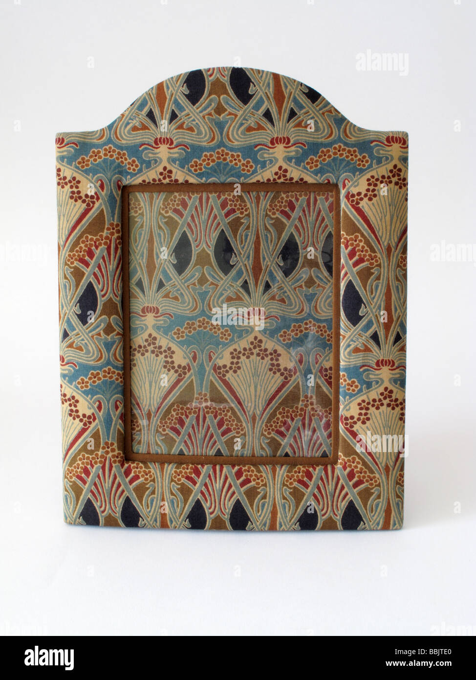 Art nouveau frame hi-res stock photography and images - Alamy Art nouveau frame hi-res stock photography and images - Alamy