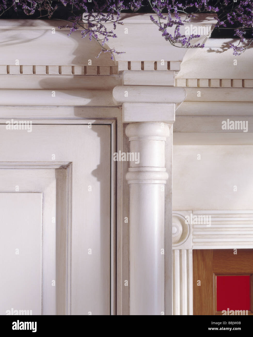 Pillar kitchen hi-res stock photography and images - Alamy