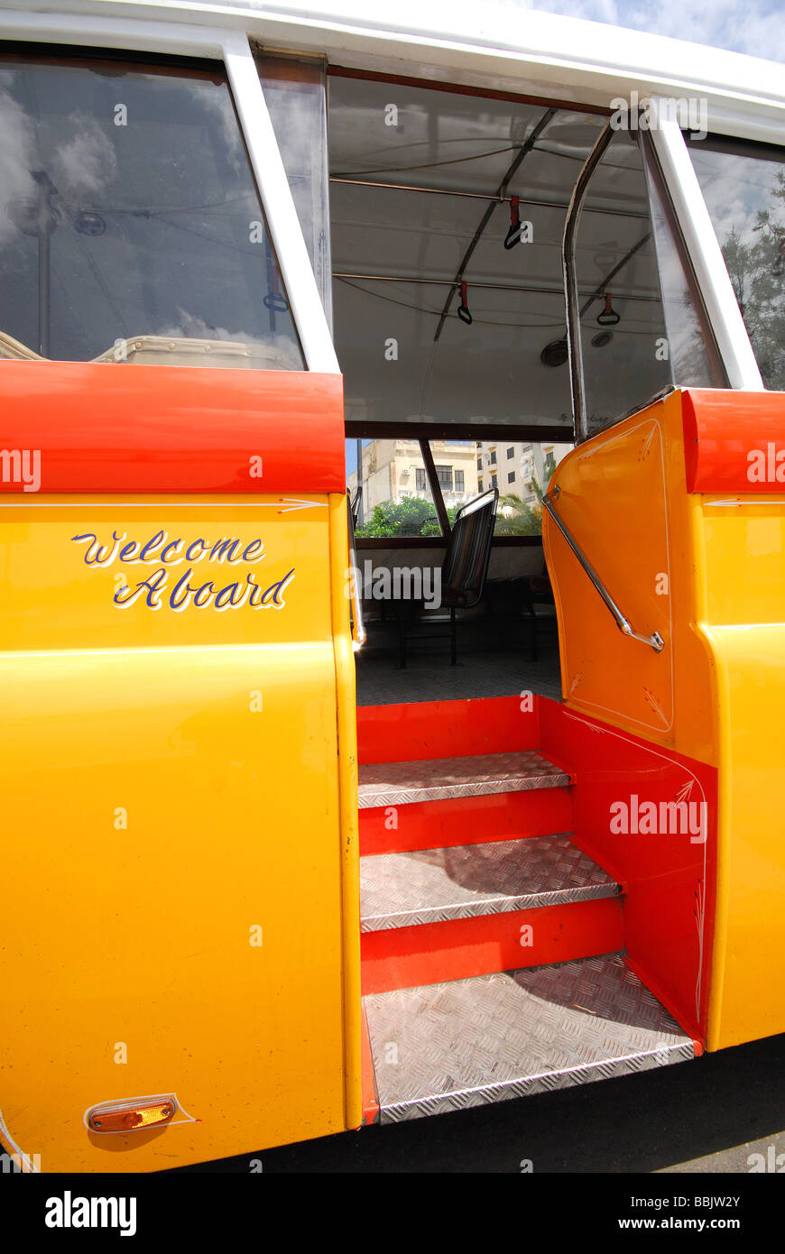 Old maltese bus hi-res stock photography and images - Alamy