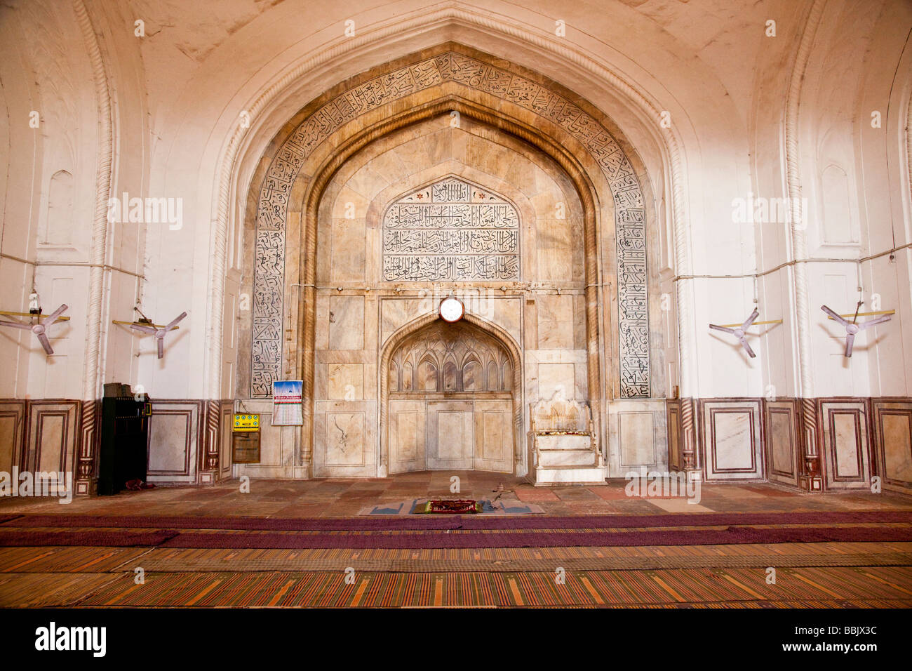 Inside jama masjid mosque hi-res stock photography and images - Alamy