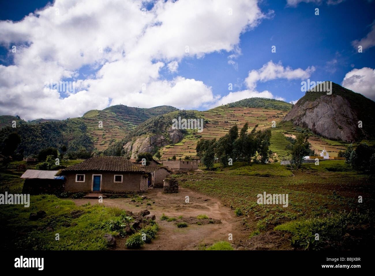 Rwanda people house hi-res stock photography and images - Alamy