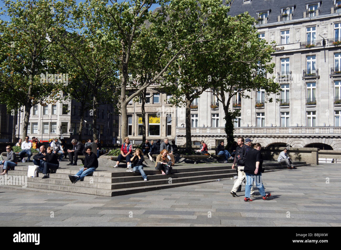 Cologne, square outside cathedral Stock Photo - Alamy