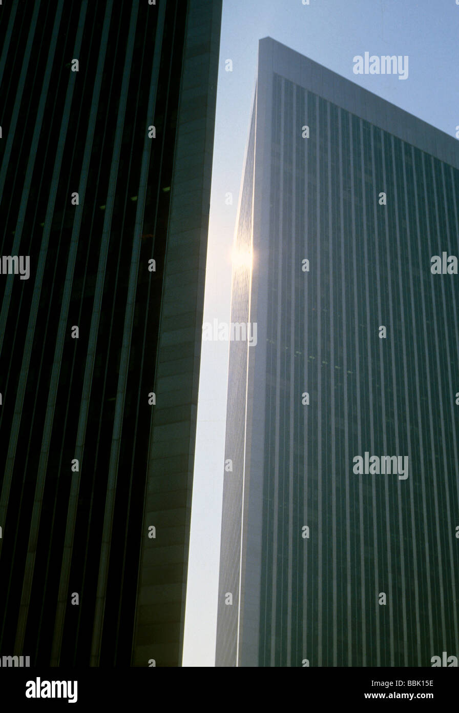 Skyscraper building tall Los Angeles California sun glisten reflect ...