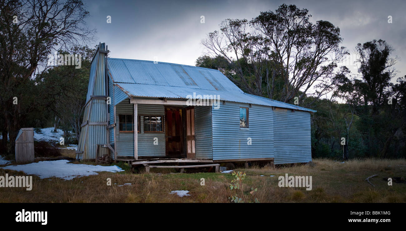 Faithfuls hut hi-res stock photography and images - Alamy
