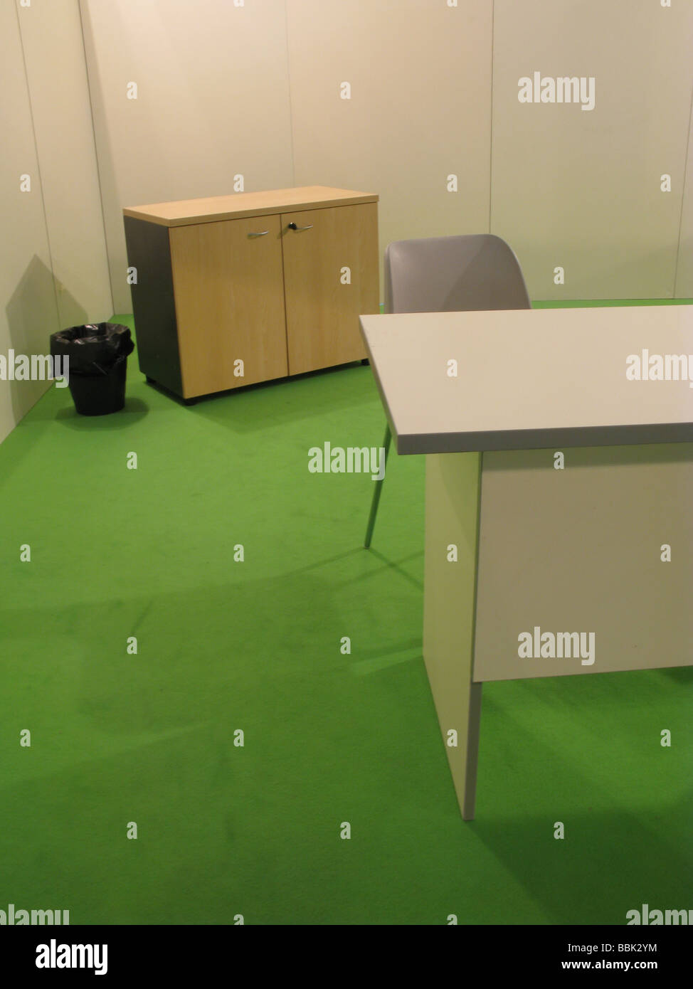 empty office type space at trade show event Stock Photo - Alamy
