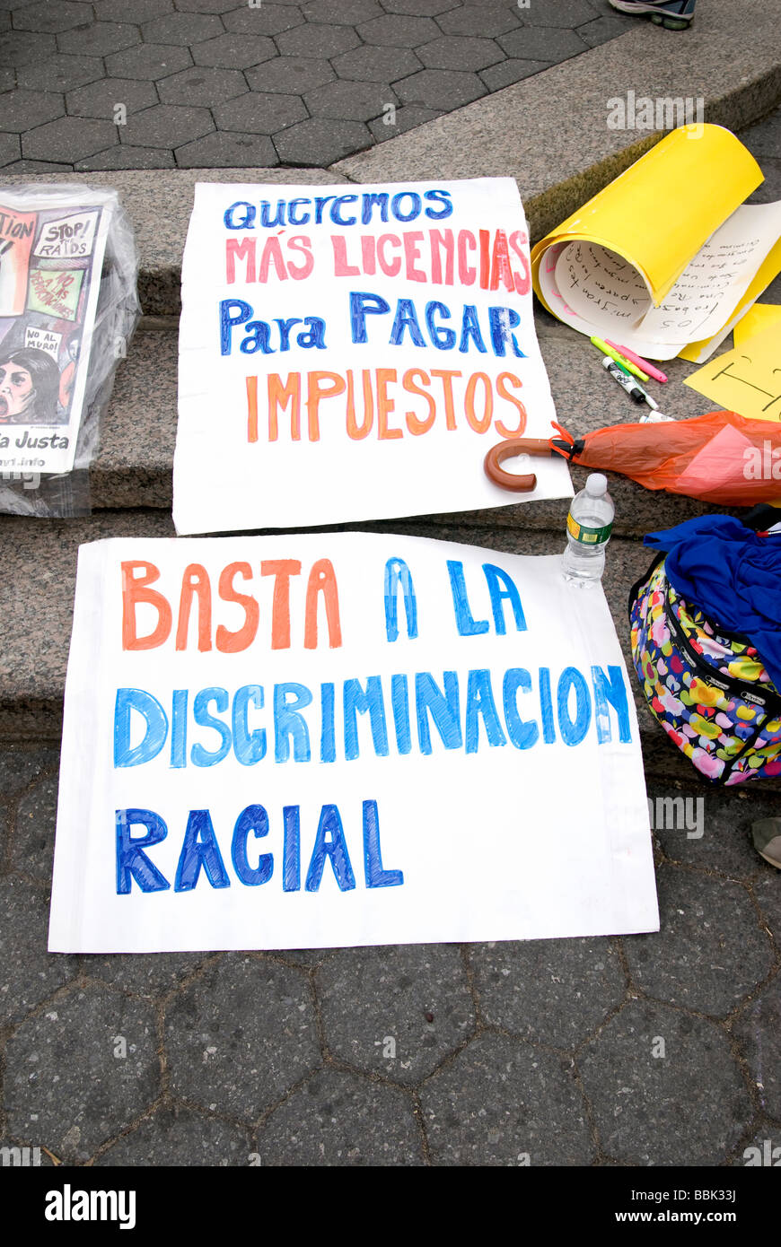 Immigrant day laborers for work hi-res stock photography and images - Alamy