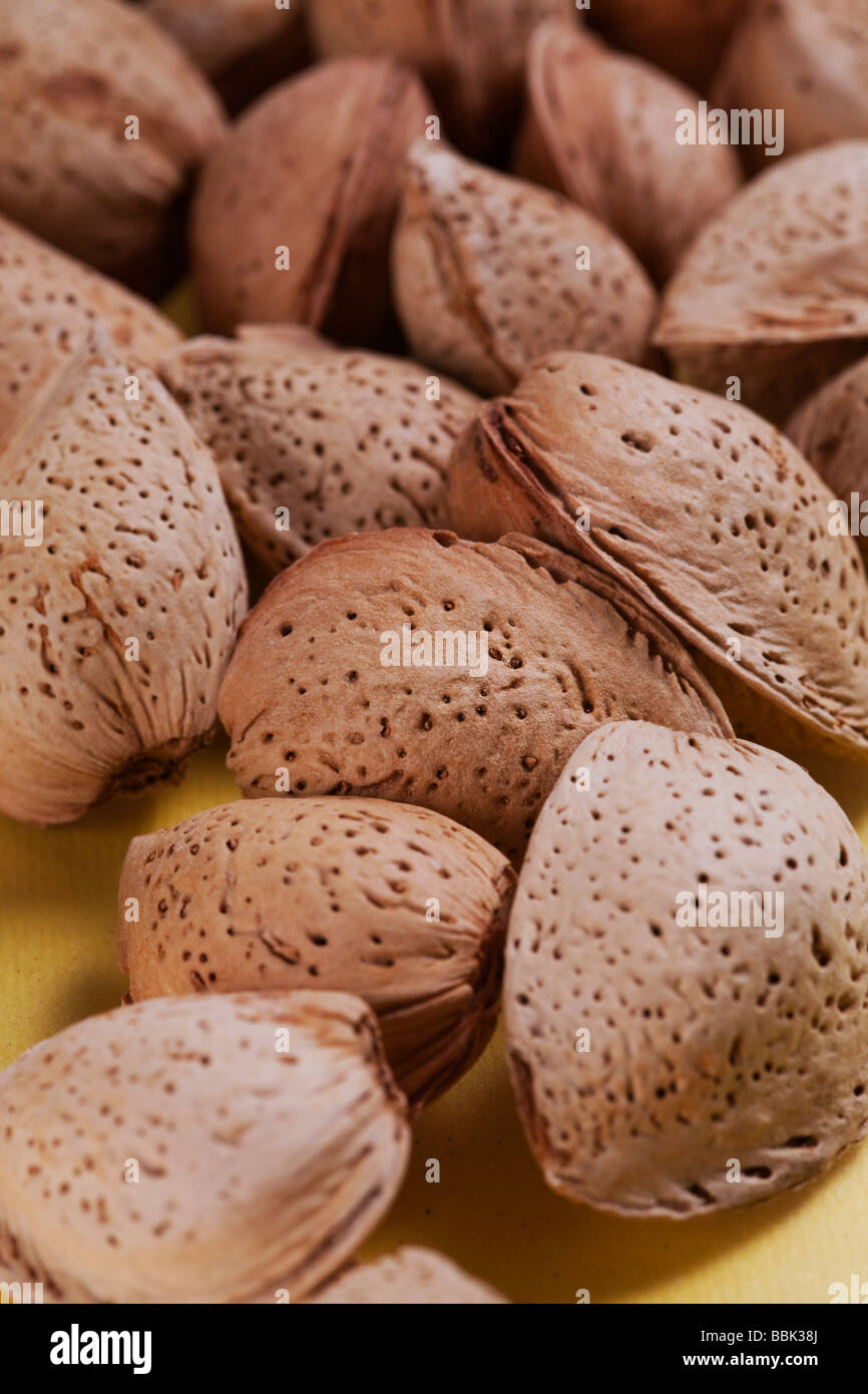 Bunch of almonds hi-res stock photography and images - Alamy