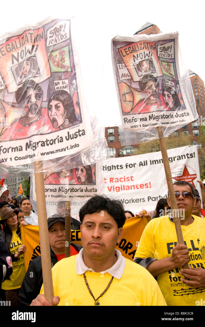 Hispanic ethnic immigrant immigrants hi-res stock photography and ...