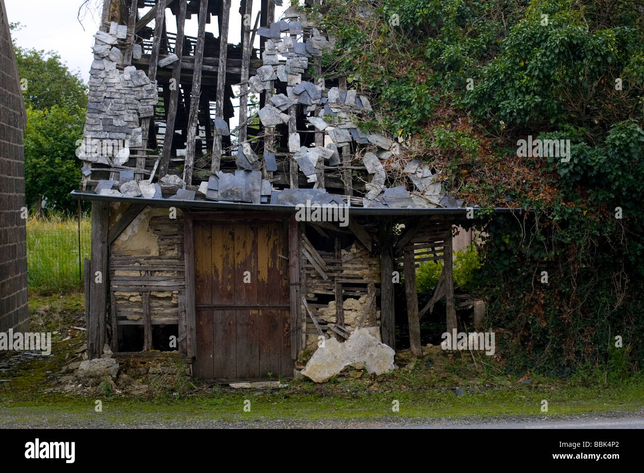 Old barn in ruins in France Stock Photo - Alamy