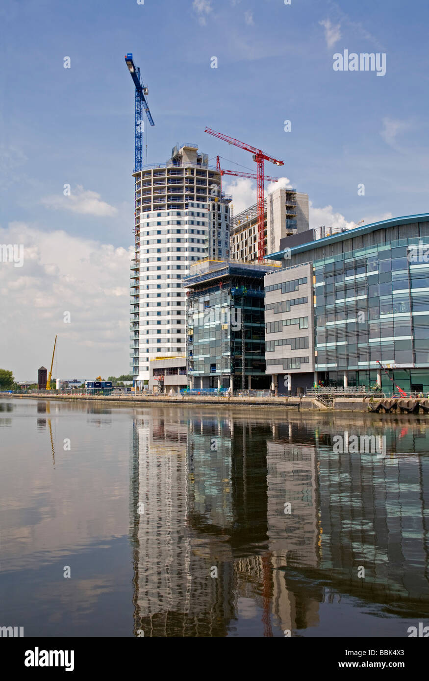 Manchester ship canal construction hi-res stock photography and images ...