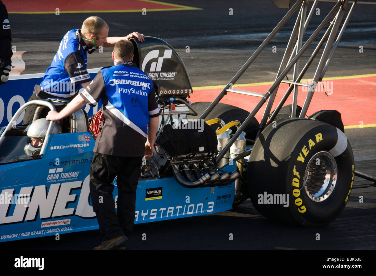 Top Methanol Dragster Silverline Tools driven by Dave Wilson at the FIA ...