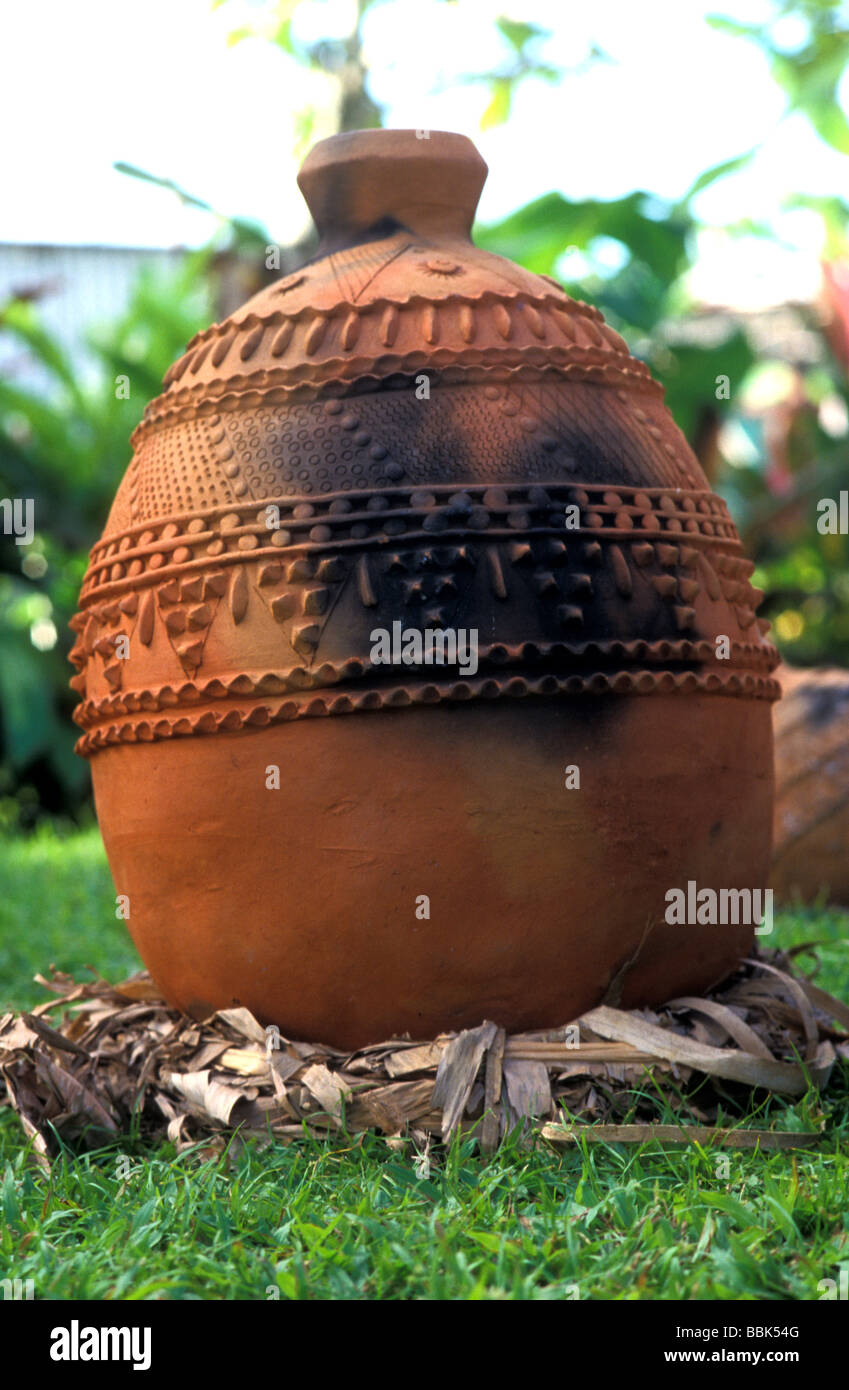 Pottery making fiji south pacific hi-res stock photography and images ...