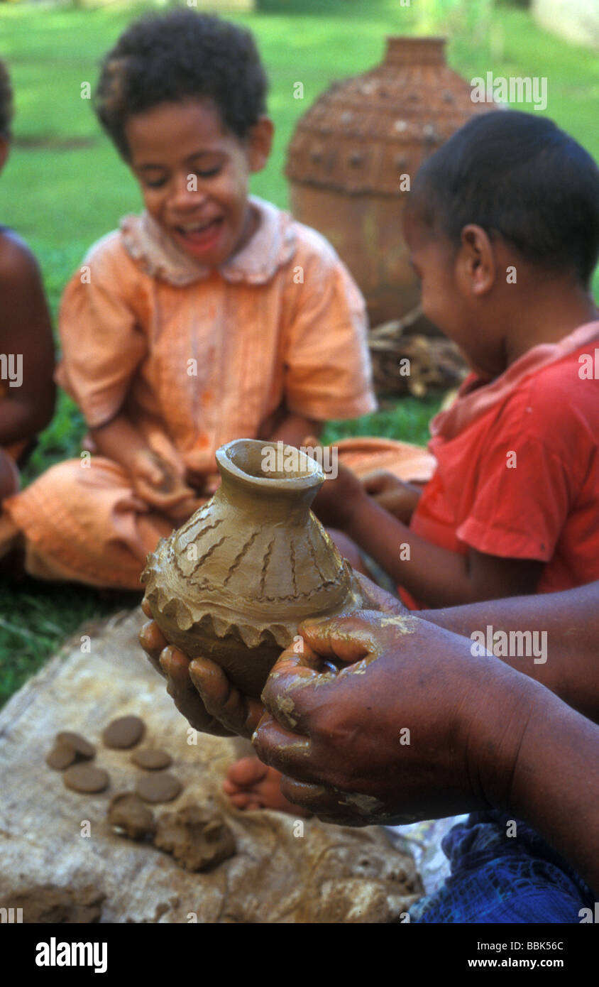 pottery at nasilai rewa village fiji Stock Photo - Alamy