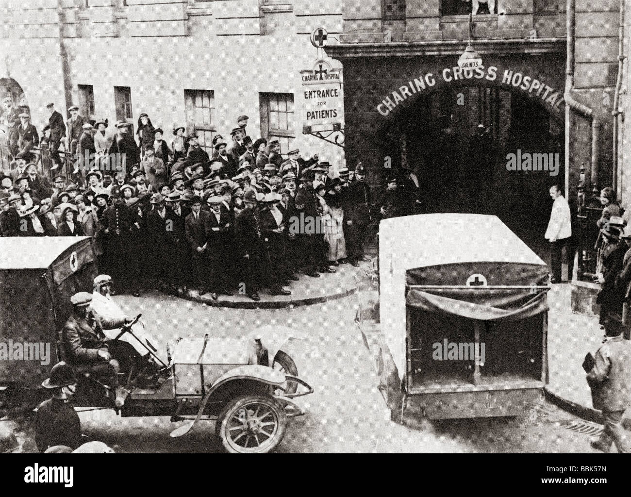 The First Wounded. Wounded men from the British Expeditionary Force ...