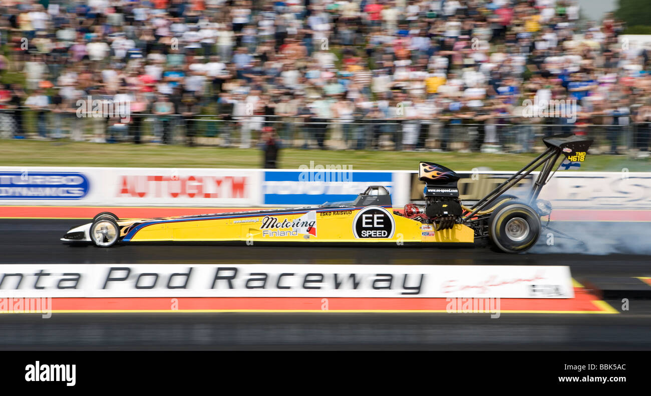 Top Methanol dragster Bolderhill Express driven by Esko Raisvuo at the ...