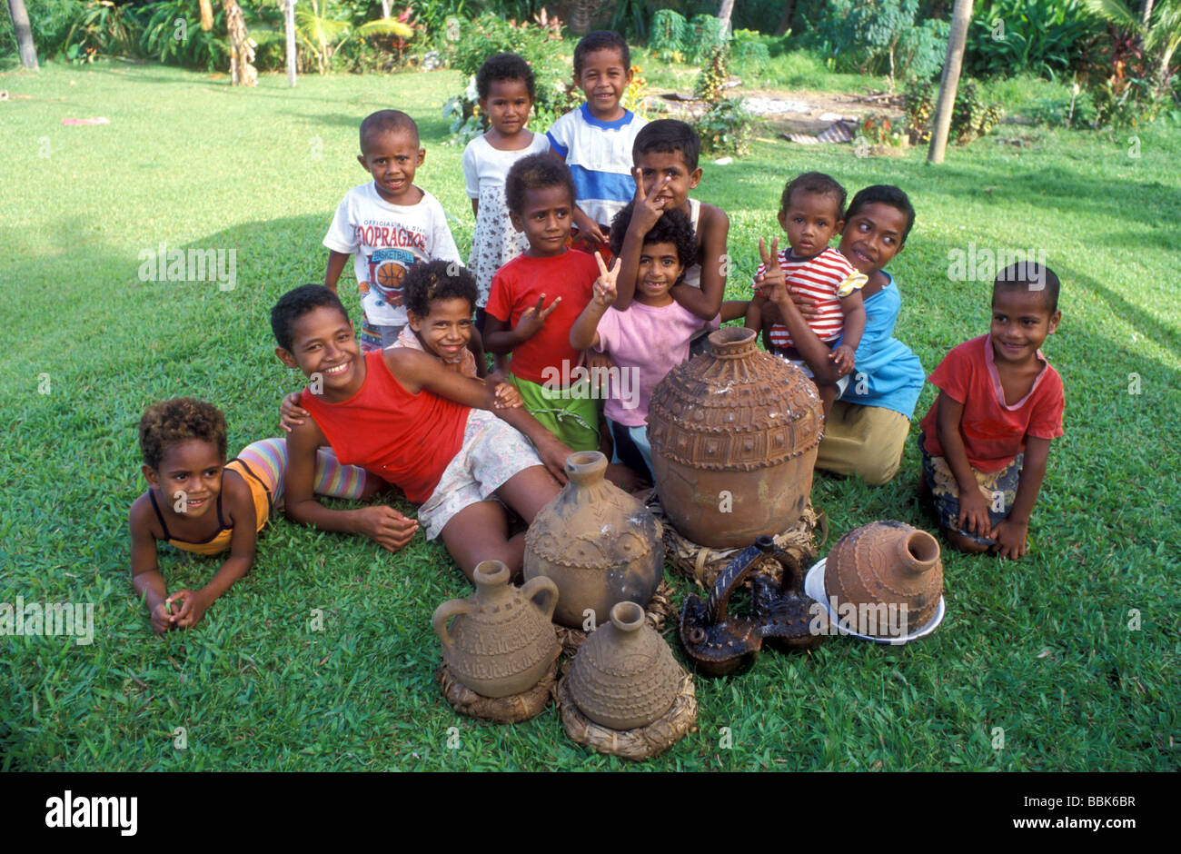 pottery at nasilai rewa village fiji Stock Photo - Alamy