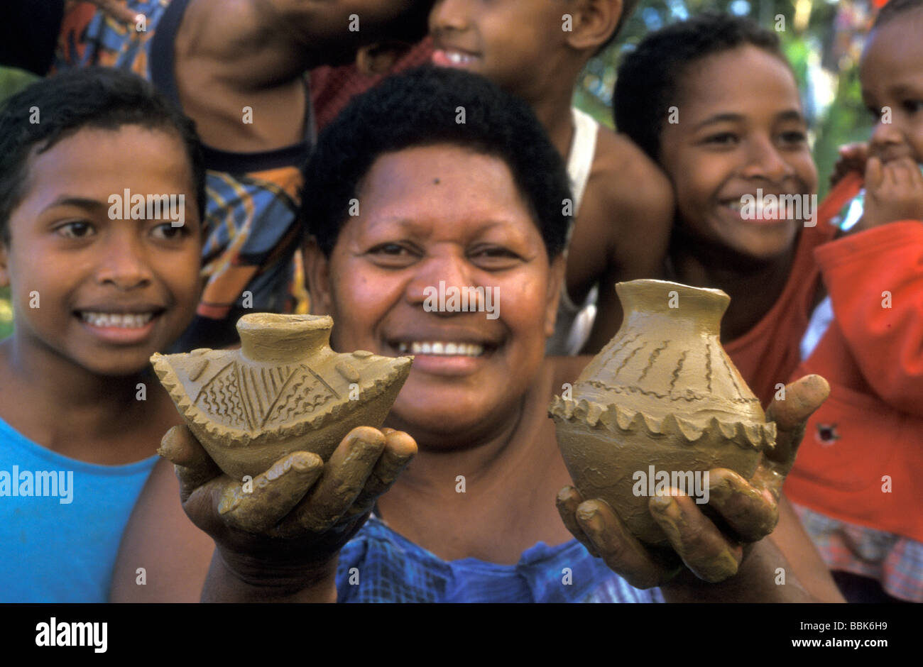 Pottery making fiji south pacific hi-res stock photography and images ...