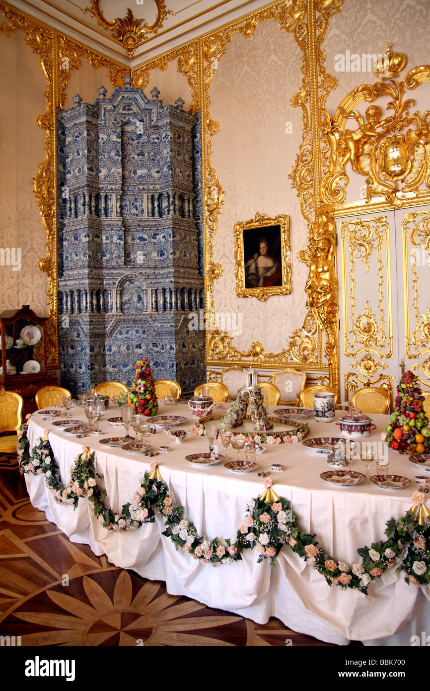 banquet table in dining hall Pushkin palace Russia Stock Photo - Alamy