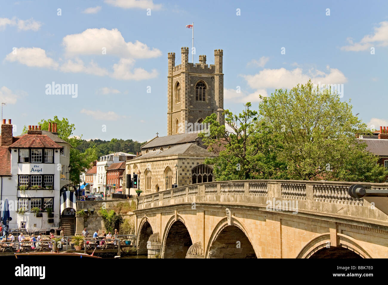 Henley bridge thames hi-res stock photography and images - Alamy