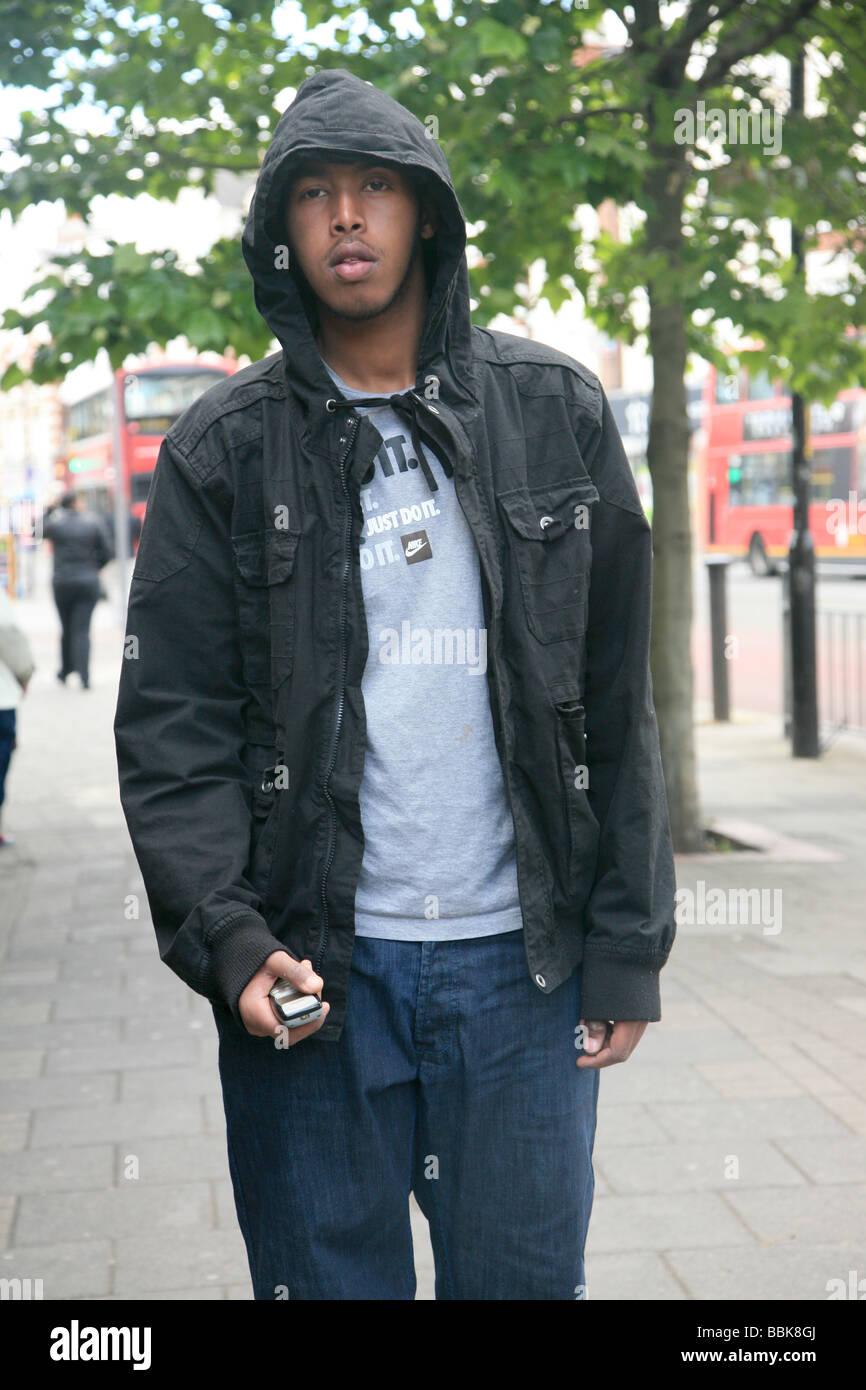 London teenagers looking camera hi-res stock photography and images - Alamy