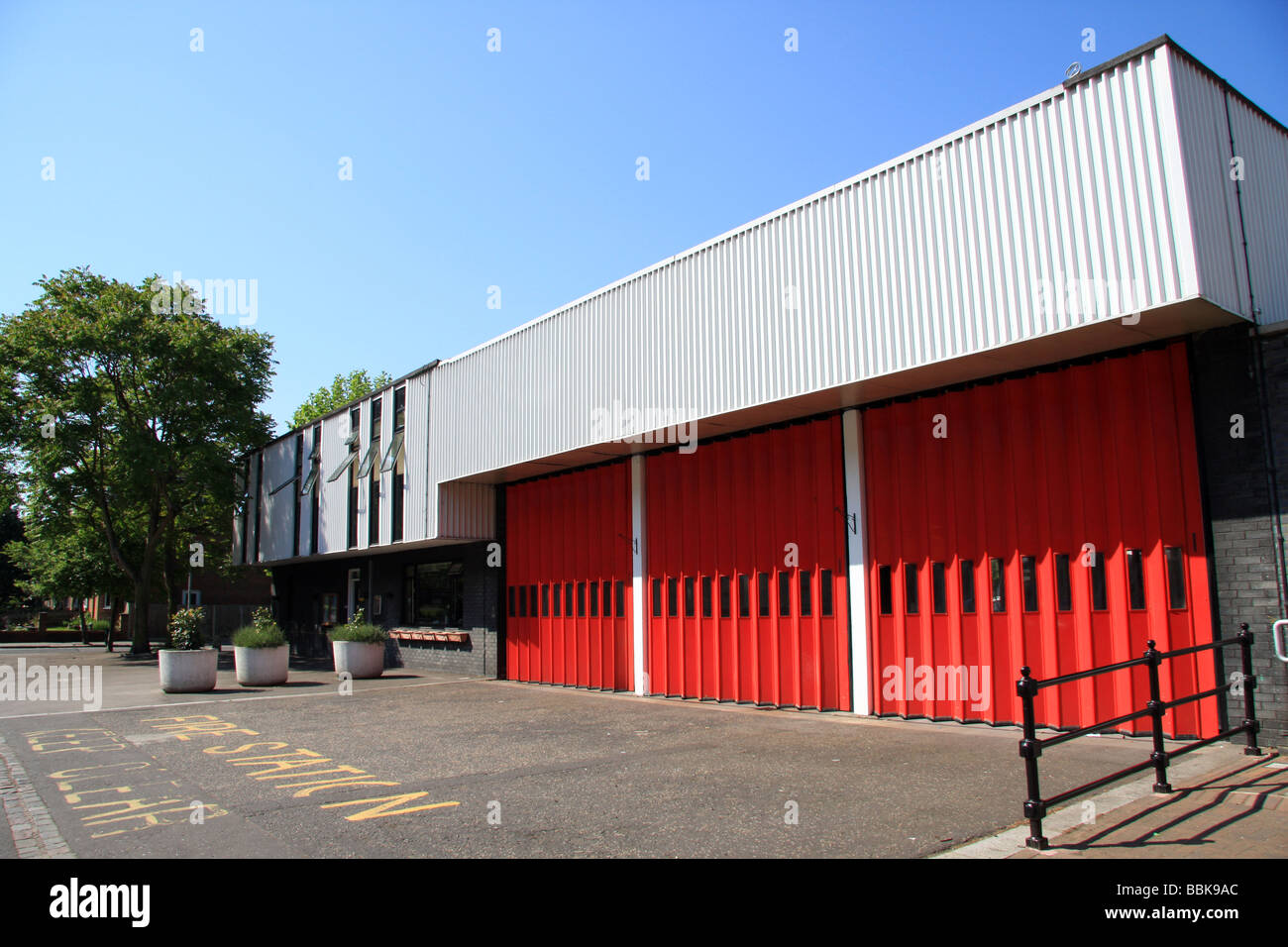 Norbury Fire Station London Road Norbury SW16 Stock Photo - Alamy