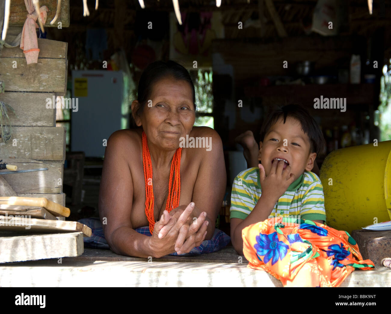 Embera tribe hi-res stock photography and images - Alamy