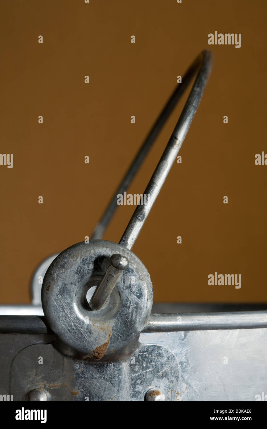 Bucket handle hi-res stock photography and images - Alamy