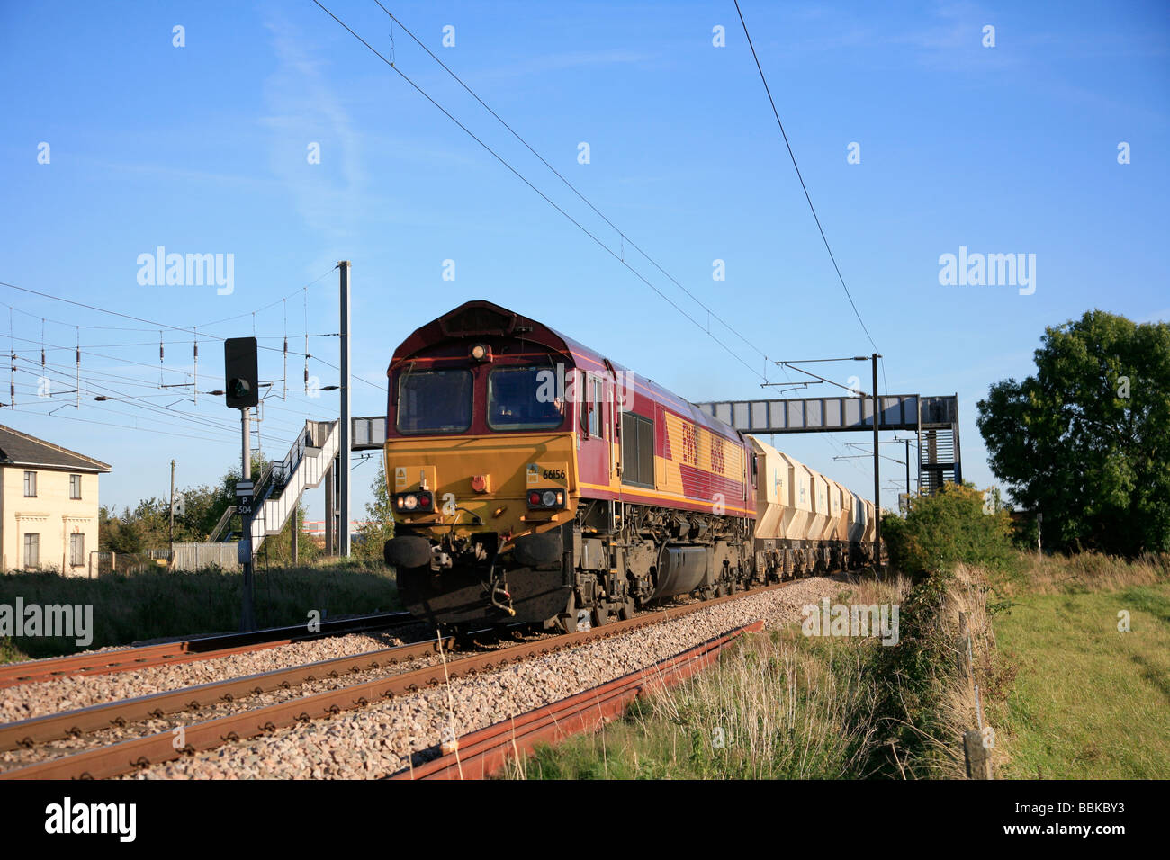 EWS 66156 Diesel Freight Train with Containers East Coast Main Line ...