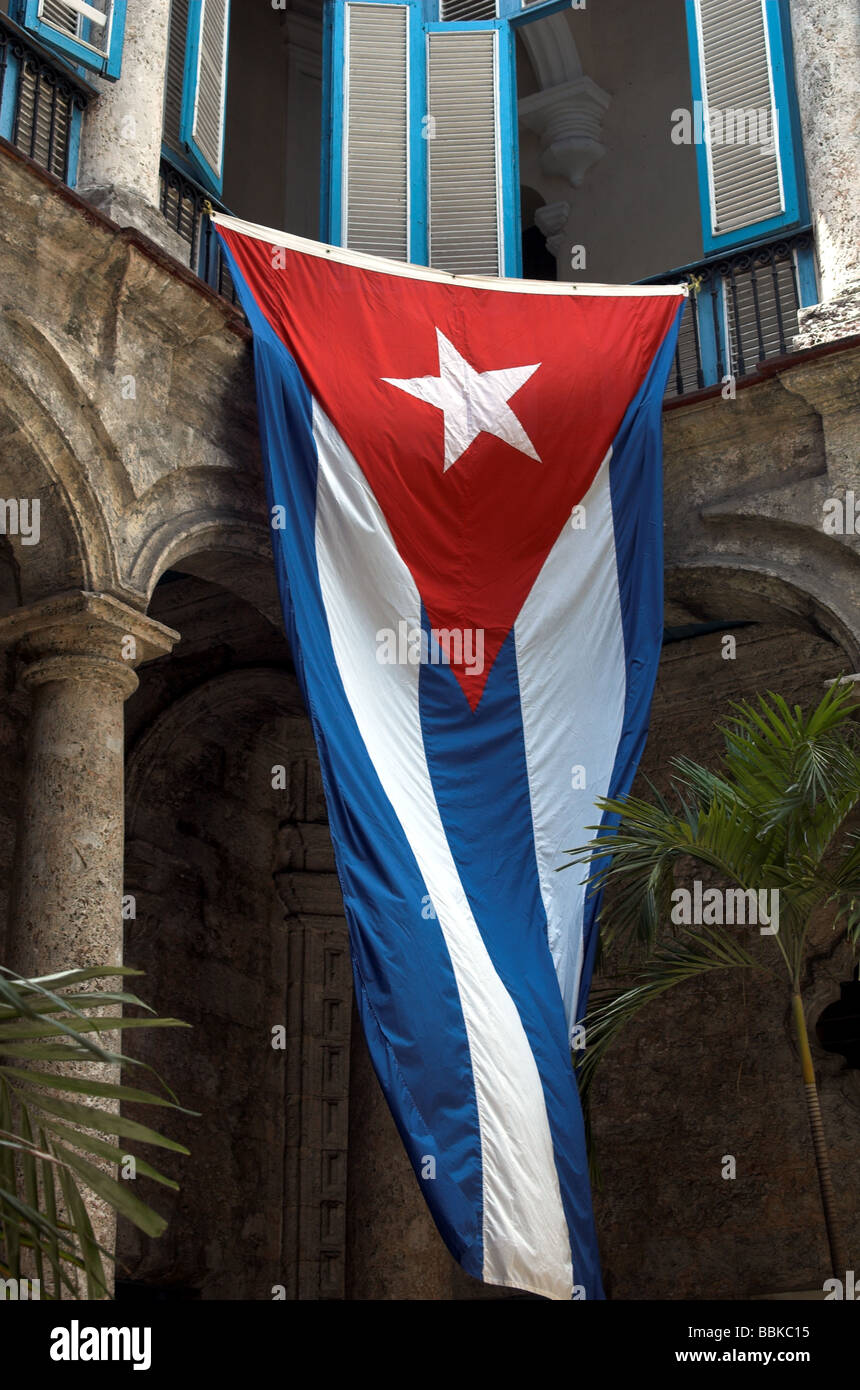 Cuban shutters hi-res stock photography and images - Alamy
