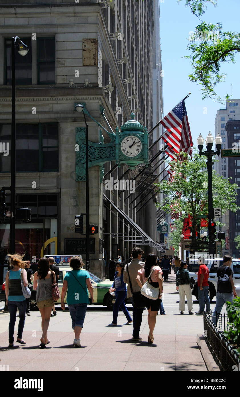 Clock and stars and stripes flags on Macys Store State Street Chicago ...