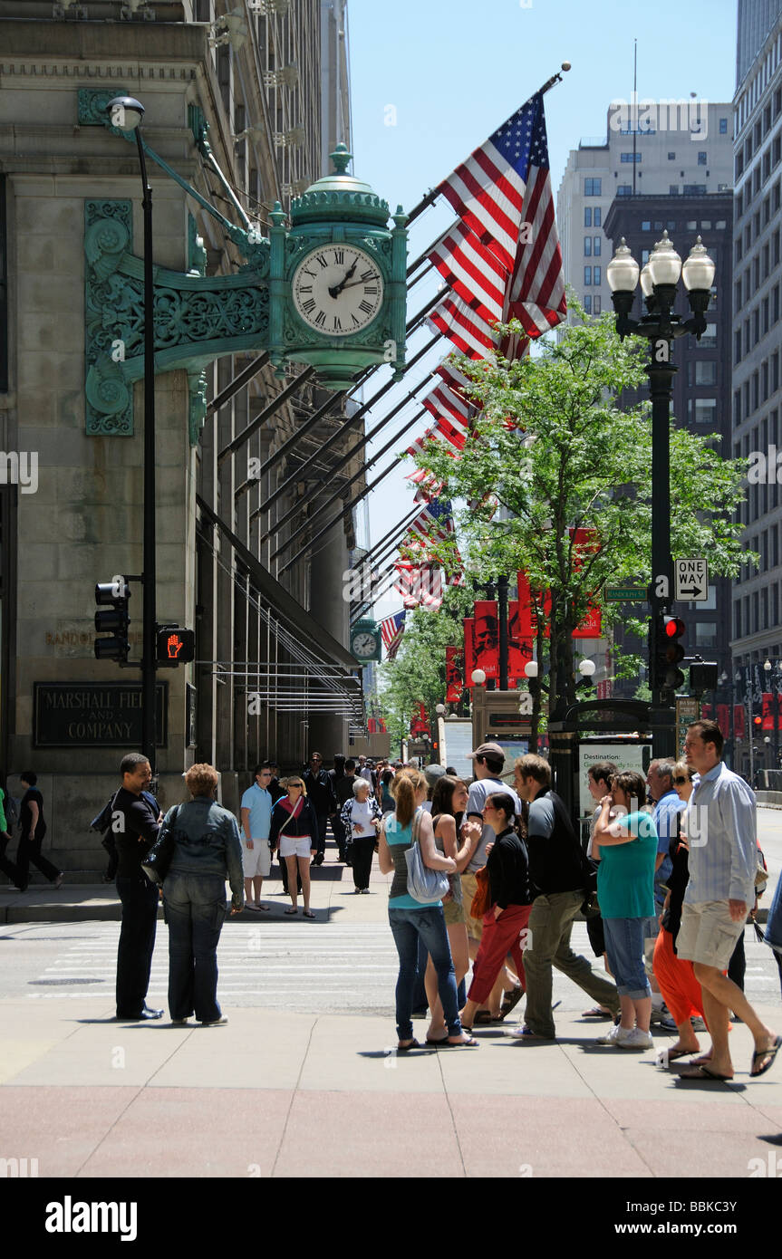 Chicago macy’s clock hi-res stock photography and images - Alamy