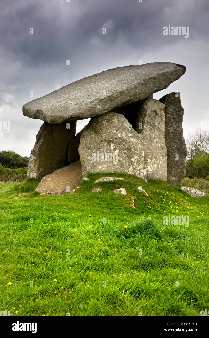 Trethevy Quoit near St Cleer on Bodmin Moor in Cornwall, England, UK ...