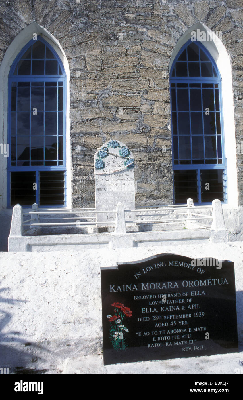 grave titikaveka cicc rarotonga cook islands Stock Photo - Alamy
