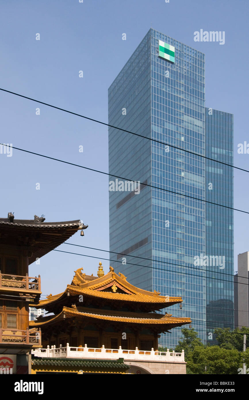 Shanghai Temple Buildings High Resolution Stock Photography and Images ...